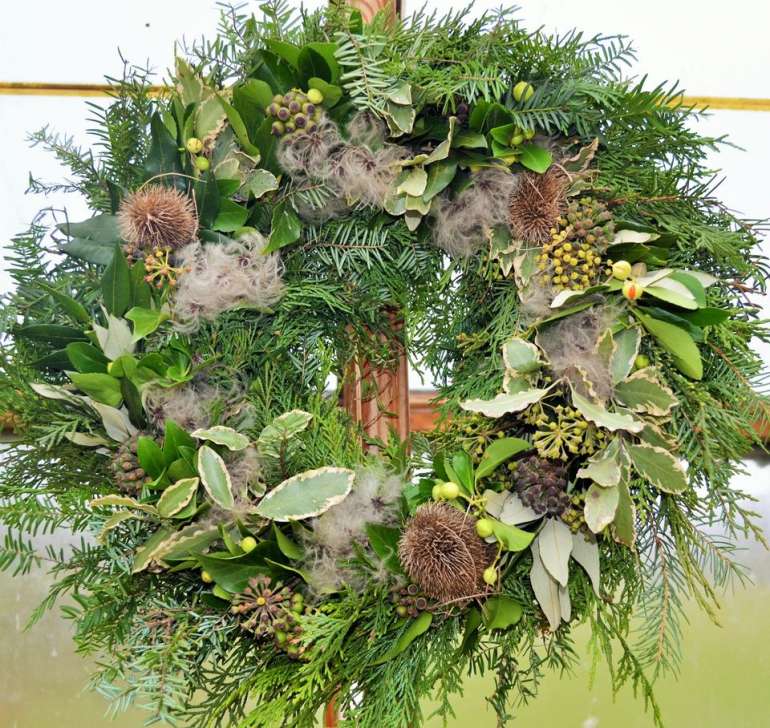Traditional Christmas Wreath Making Workshop – Woodland Wonders Forest ...