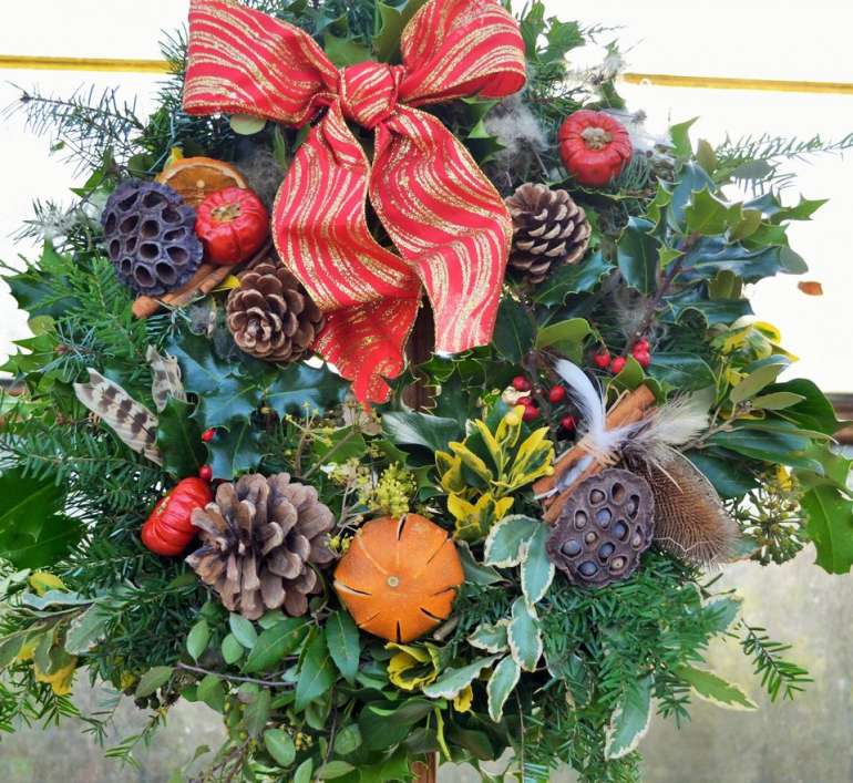 Traditional Christmas Wreath Making Workshop – Woodland Wonders Forest ...
